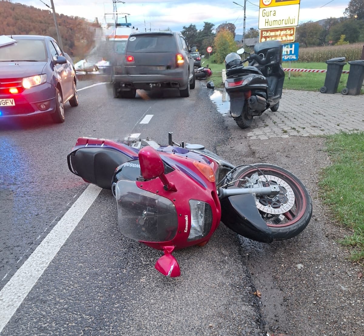 Accident produs la ieșirea din Gura Humorului între doi motocicliști ...